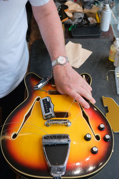 Guitar Repair Shop Glasgow - jimmyegypt.com