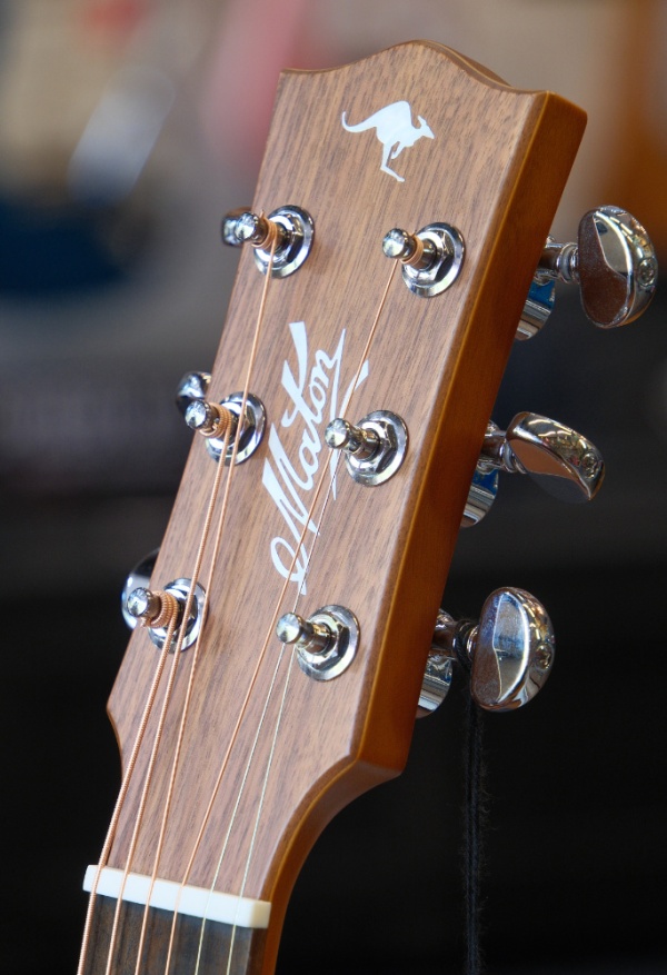 Maton Signature Series Tommy Emmanuel Electro-Acoustic EBG808TE ...