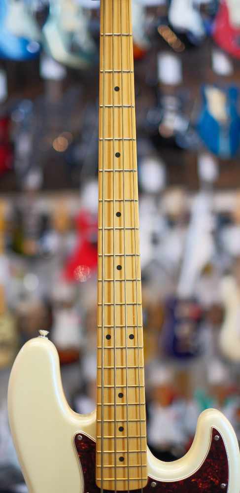 Fender 2021 Player Plus Active Jazz Bass, Olympic Pearl (Pre-Owned ...