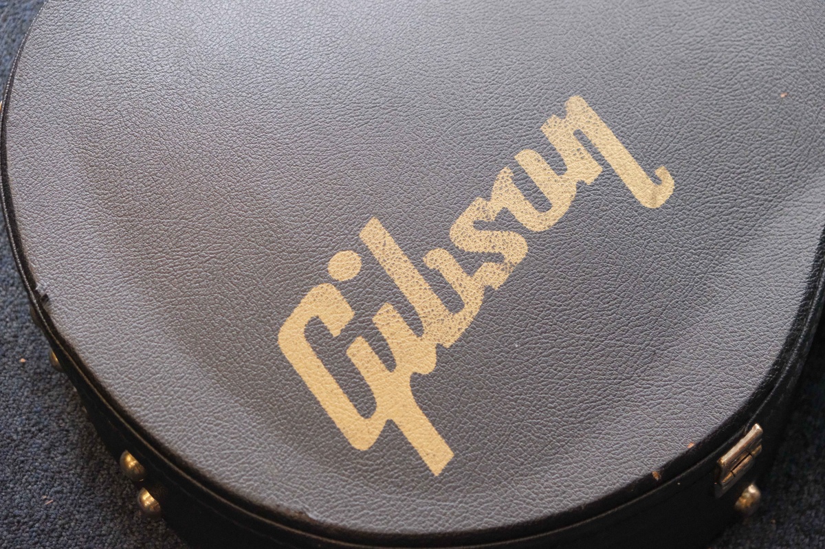 Gibson 2003 ES-135, Gloss Blue-Burst (Pre-Owned) - jimmyegypt.com