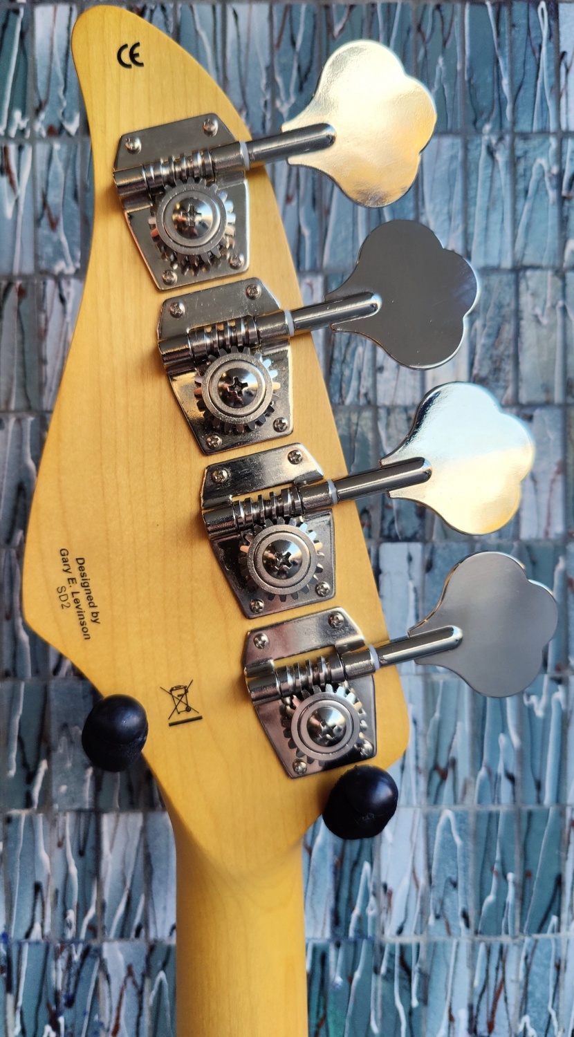 Levinson Sceptre DeSoto Custom Deluxe, Maple Fingerboard, Thru Red ...