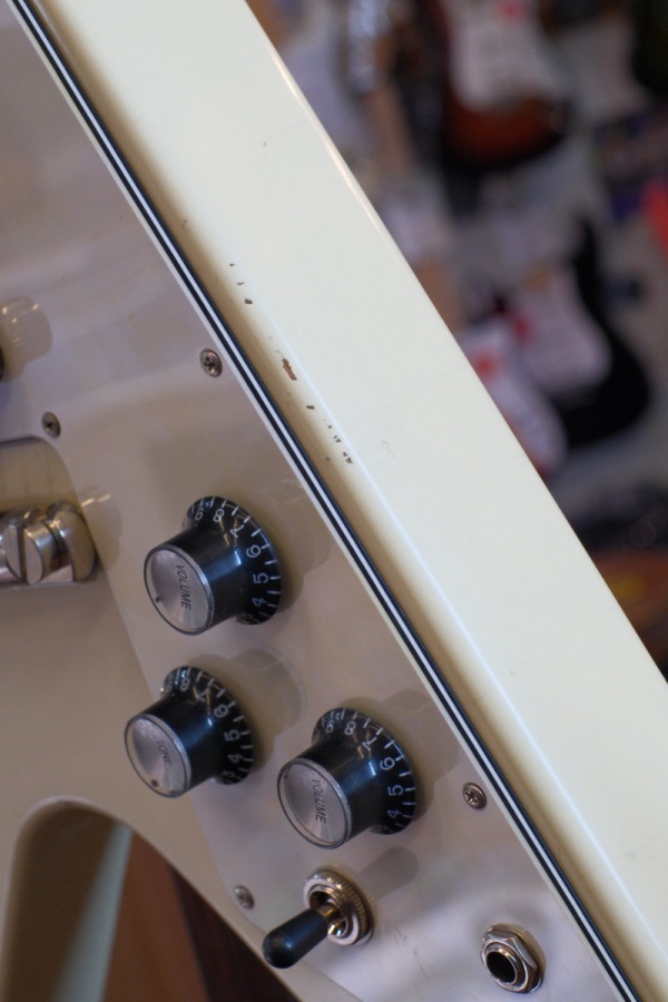 Maybach Jetwing M, Vintage White Aged - jimmyegypt.com