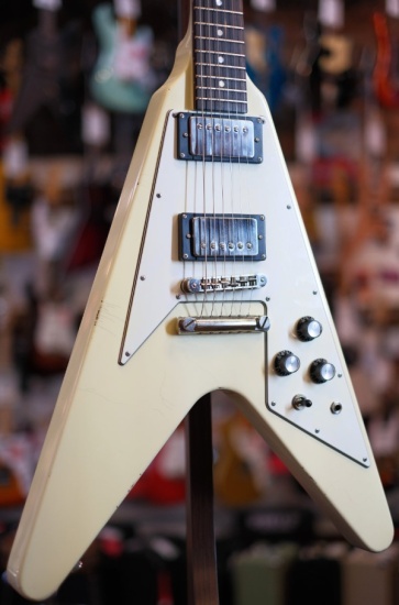 Maybach Jetwing M, Vintage White Aged - jimmyegypt.com